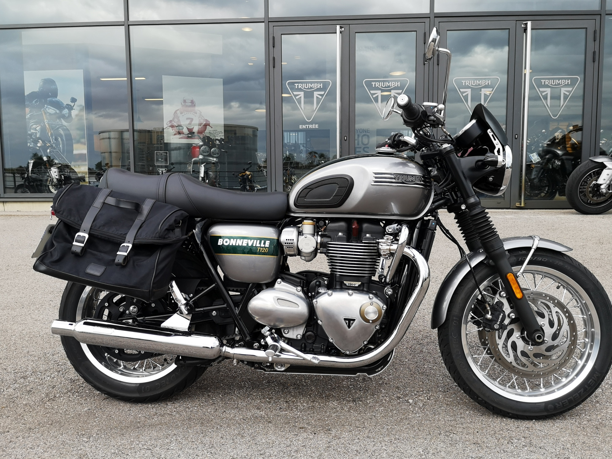 Moto TRIUMPH BONNEVILLE T120 occasion